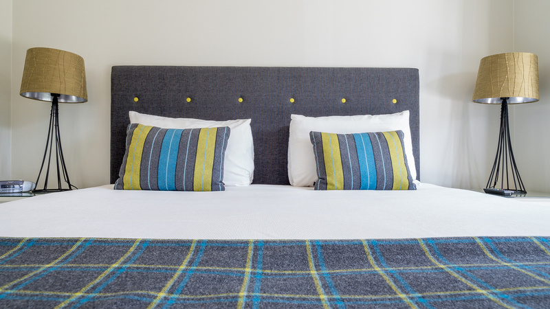 Executive One Bedroom Suite with Courtyard | 858 George Street Motel